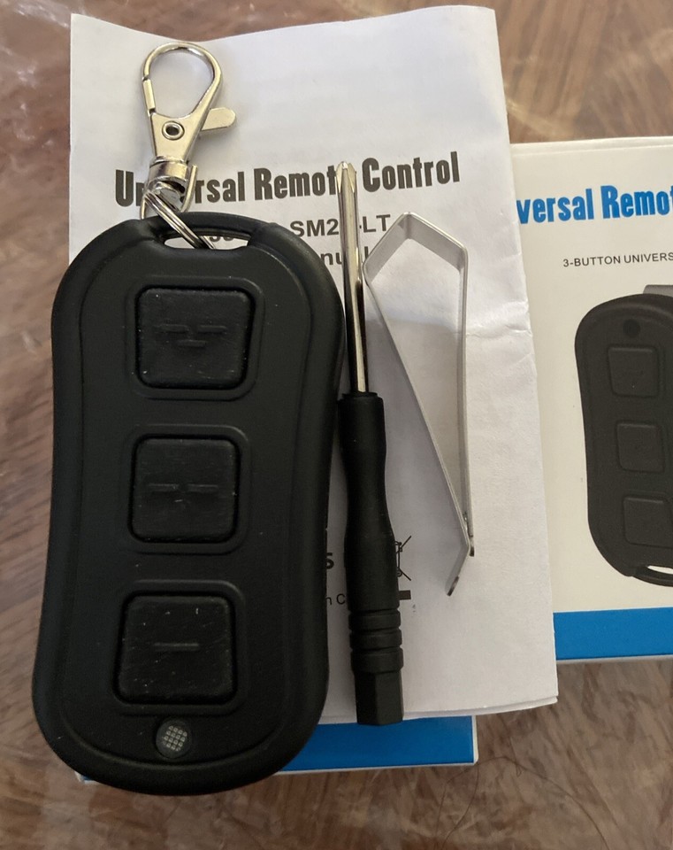 SM26 Universal Remote Control 2 Pack:Key Chain,visor Clip Small ...