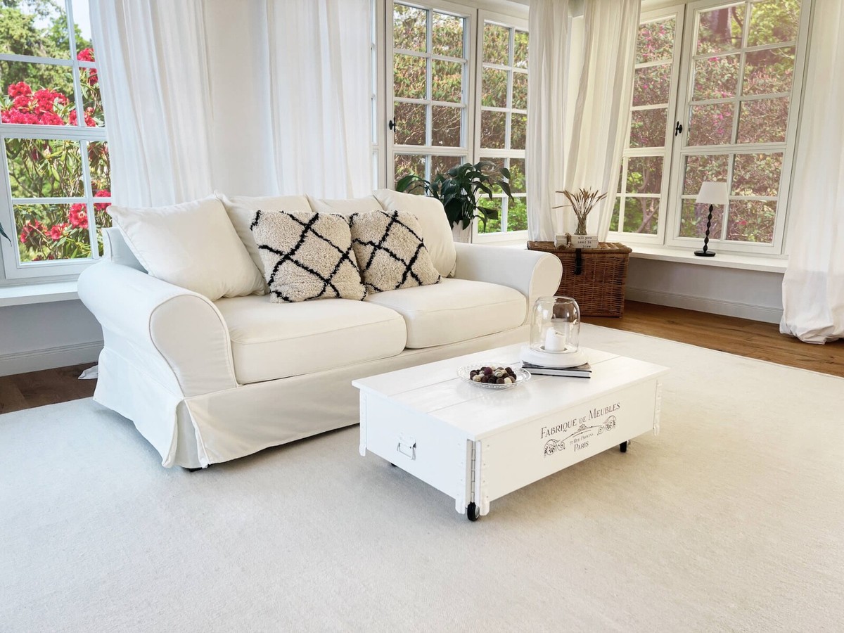 White Living Room Table | Cabinets Matttroy