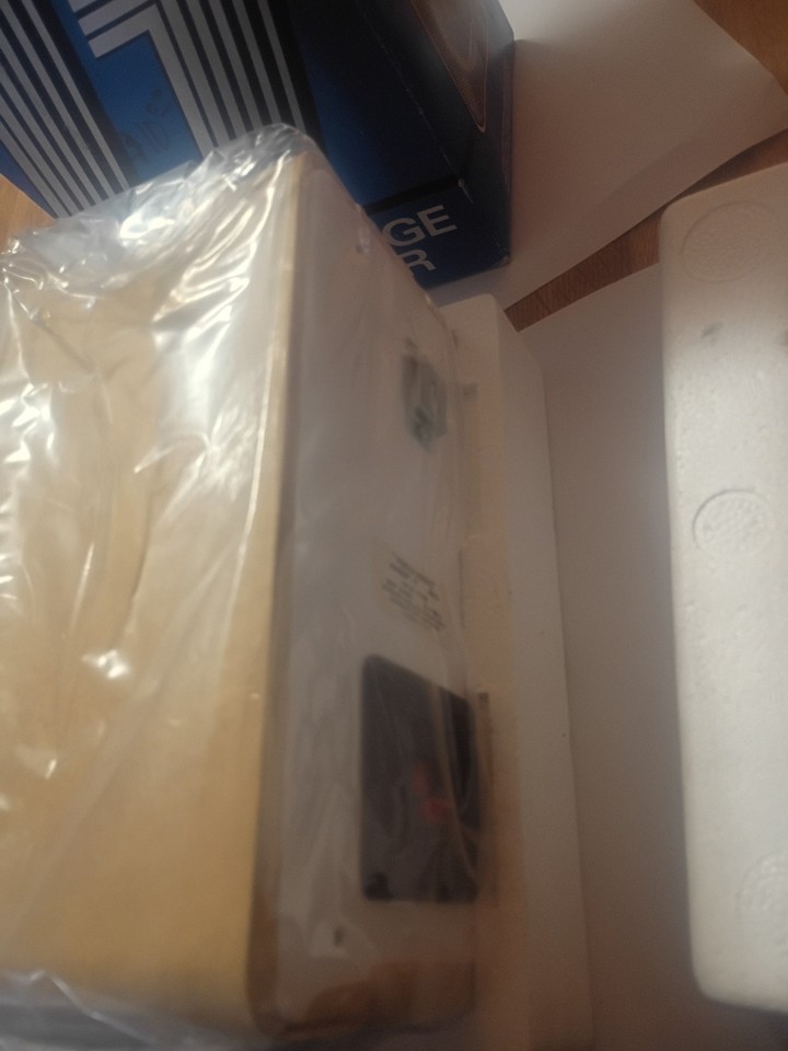 Realistic Minimus -77 White Input 8 OHMS 55W (MAX.) one speaker only | eBay