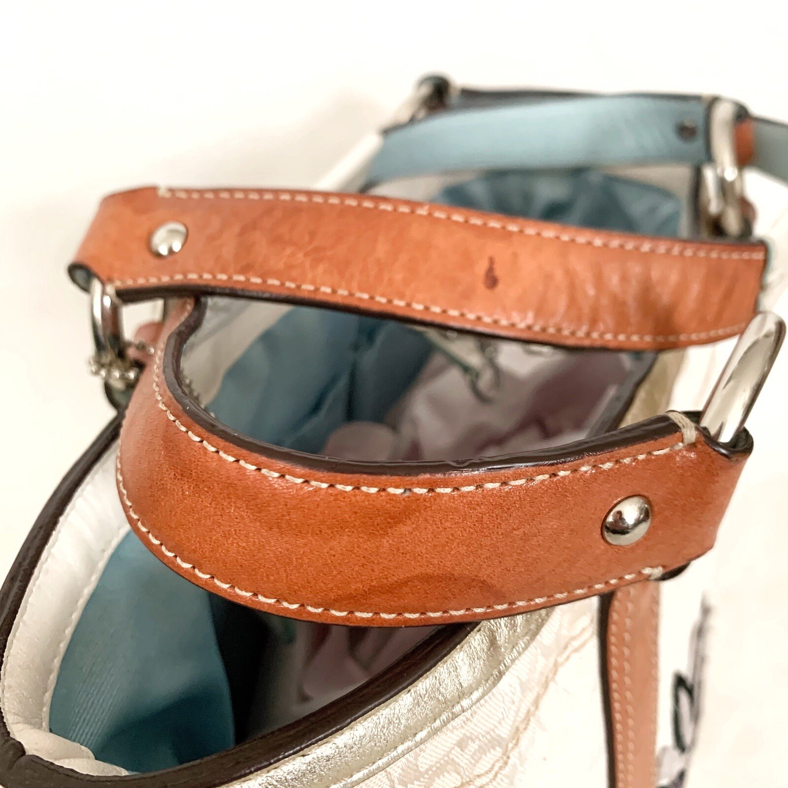 Coach Handbag Signature Bee Flower Appliqué Medium Leather Canvas Tote ...