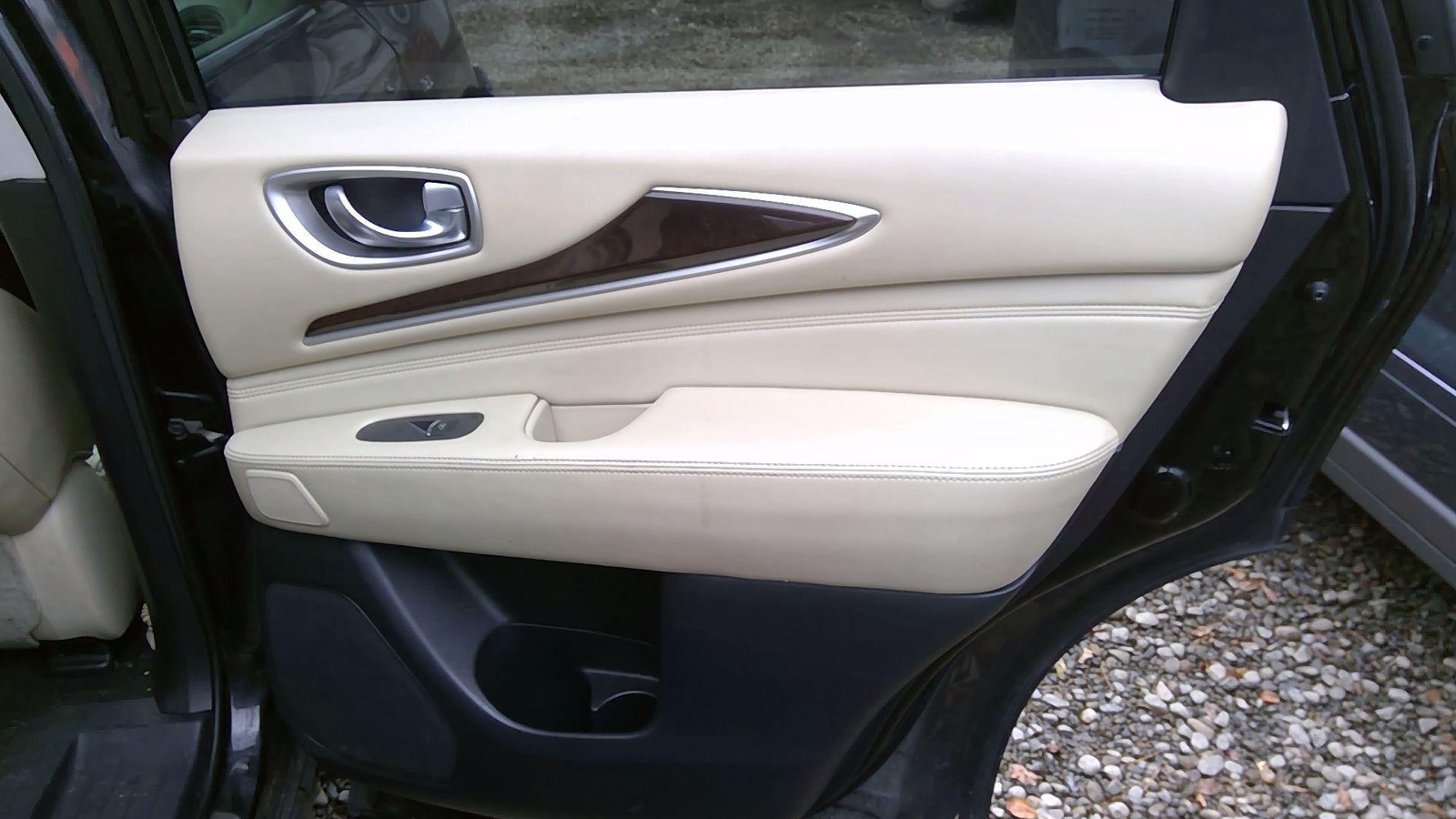 16 INFINITI QX60 Rear Door Trim Panel | eBay