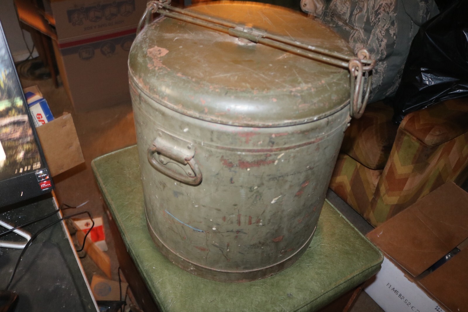 Great shape WWII GP&F co. 1942 M-1941 Mermite can air drop blood plasma ...