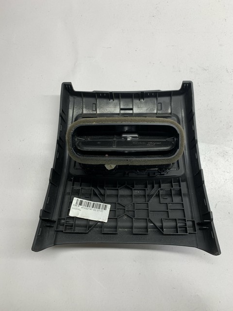 Original Mercedes-Benz W204 Rear Center Console Air Vent A2048300954 ...