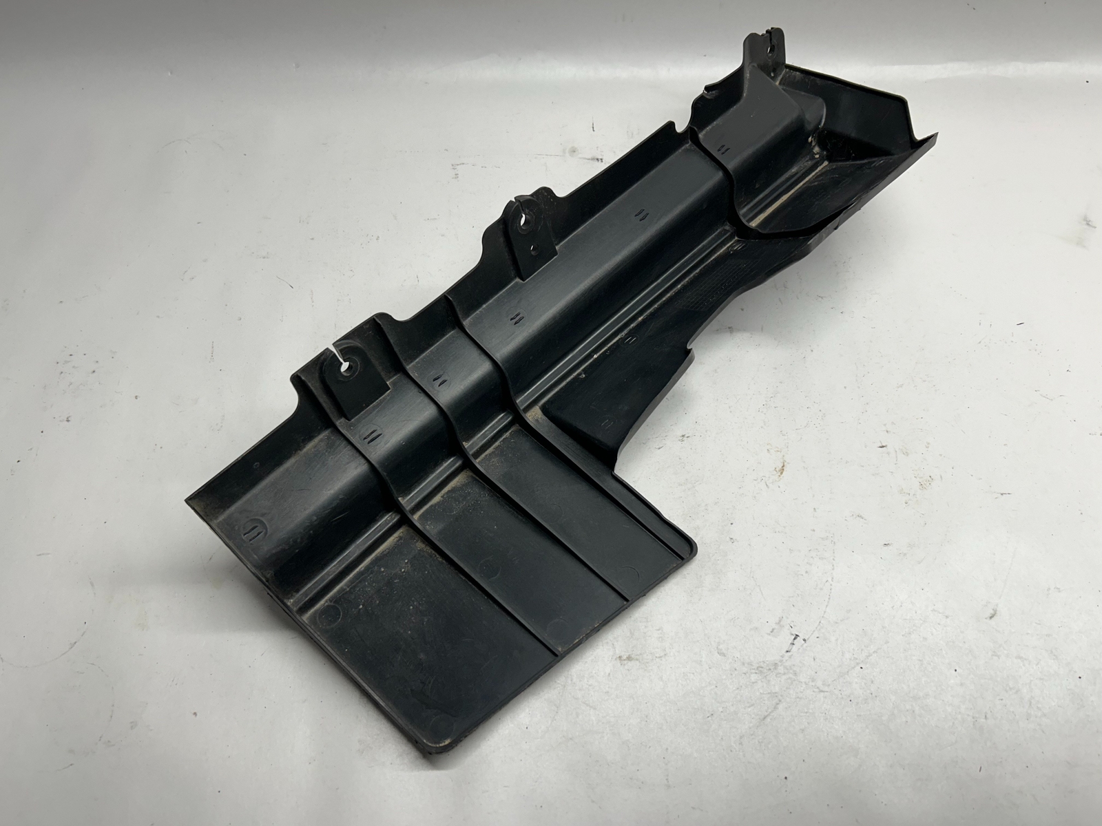 KIA CERATO IV / Forte Saloon BD, BDM Air Guide Right Side LHD OEM 29134 ...