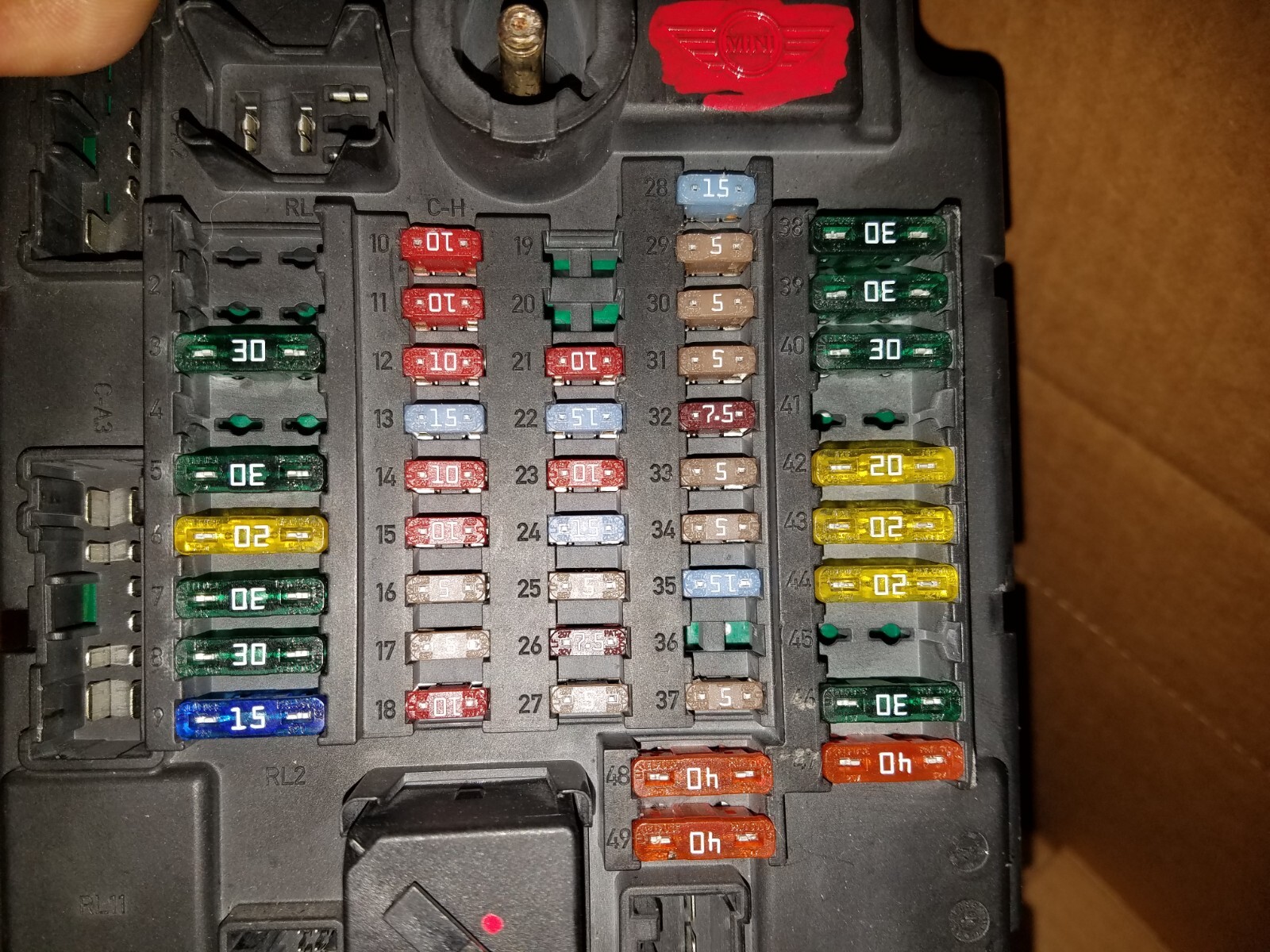 2007-2013 MINI COOPER S R56 POWER DISTRIBUTION FUSE JUNCTION BOX JBE ...