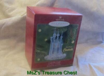 2001 Hallmark "CINDERELLA'S CASTLE" w Special Lighting Effect ** NIB ...