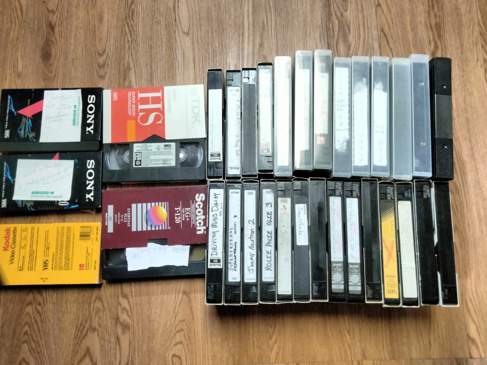Lot Of 35 VHS Tapes & 9 Clam Shell Cases Sold As Blanks sony TDK scotch ...