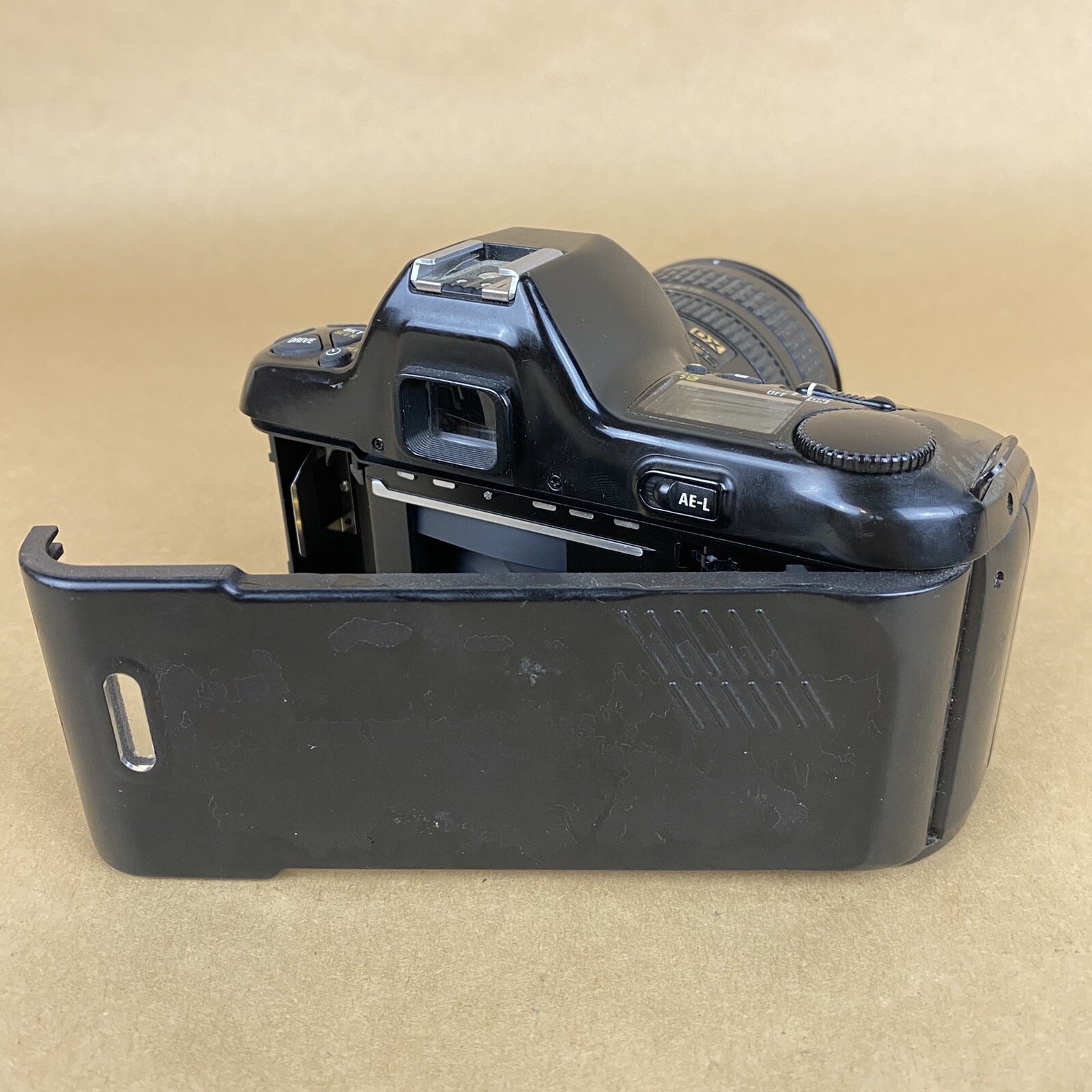 Nikon N6000 35mm SLR Film Camera W/ AF-S Nikkor 18-70mm 1:3.5-4.5G ED ...