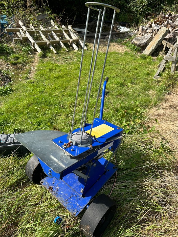 Promatic SuperHawk automatic clay pigeon trap NEW | eBay UK