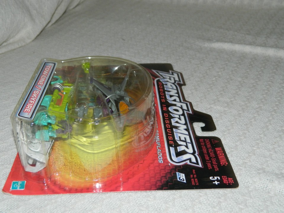 2001 Hasbro Transformers Tow-Line / Skyfire Action Figures NEW | eBay