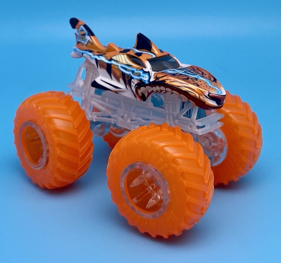 Hot Wheels Monster Truck TIGER SHARK 1:64 POWER SMASHERS 2024 RARE | eBay