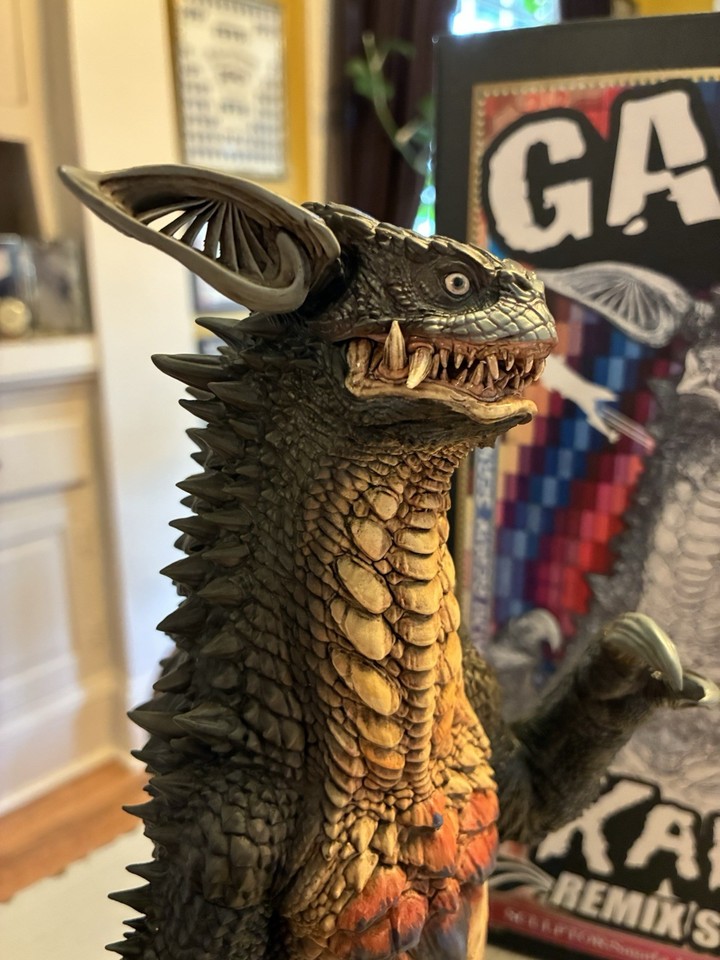 Acro KRS Kaiju Remix GANGO Gyango Vinyl Model Ultraman * US SELLER ...