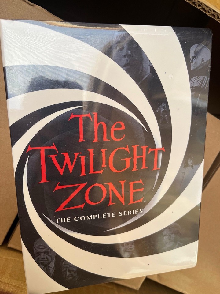 The Twilight Zone Complete Series DVD Set 25-Disc Collection. Brand New ...