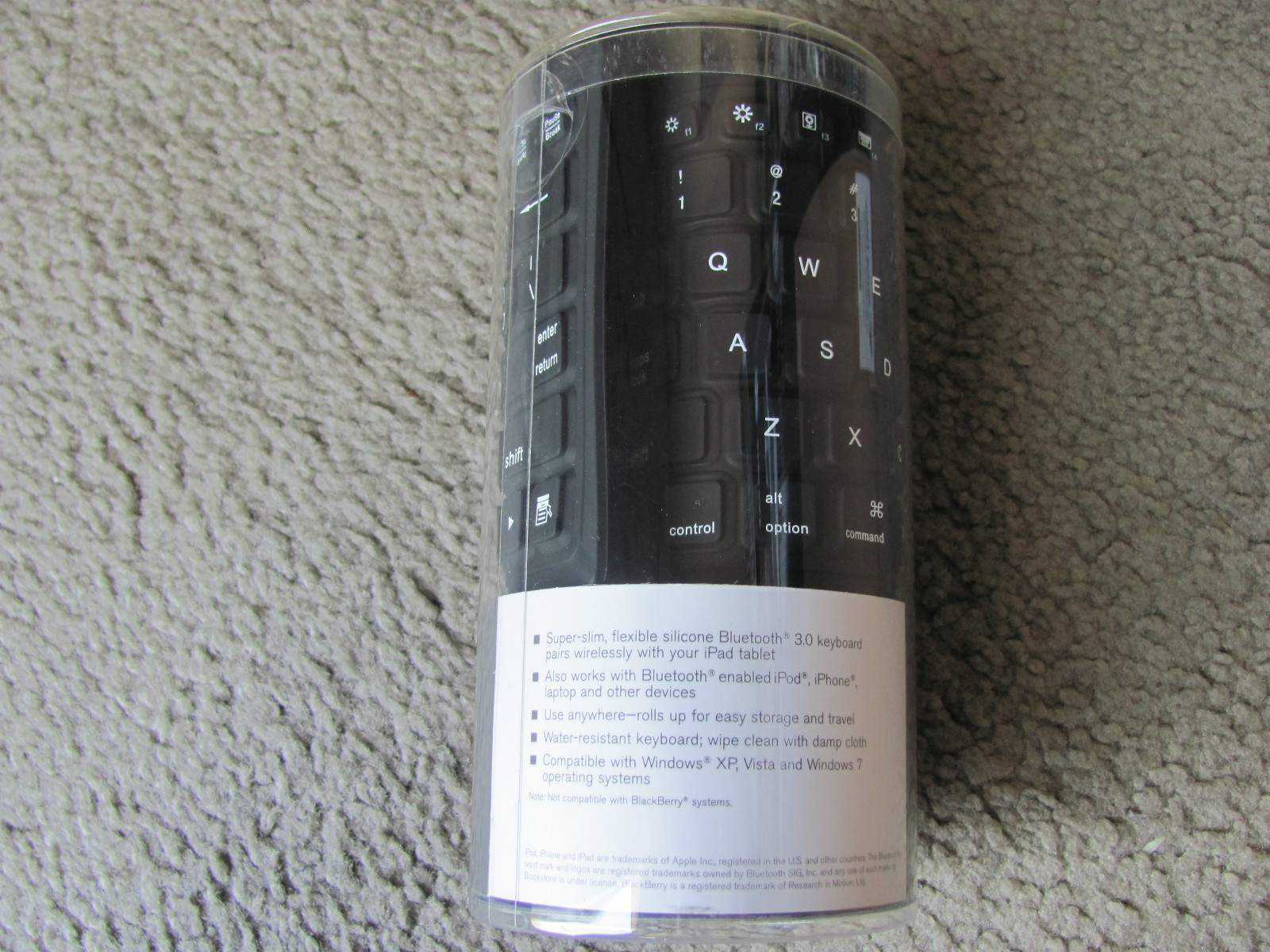 Brand New Brookstone Bluetooth Wireless Roll-Up Keyboard 682369 Black ...