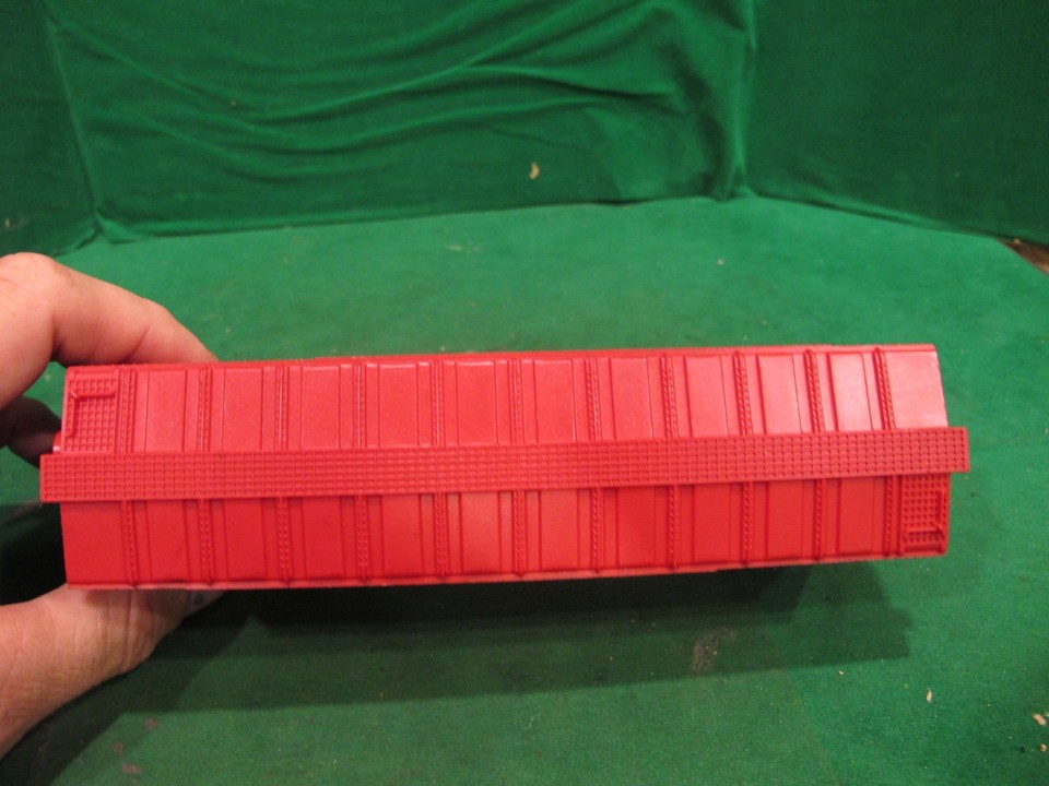 NICE LIONEL BOX CAR AIREX NO. 6014-100 TRAIN RED. | eBay