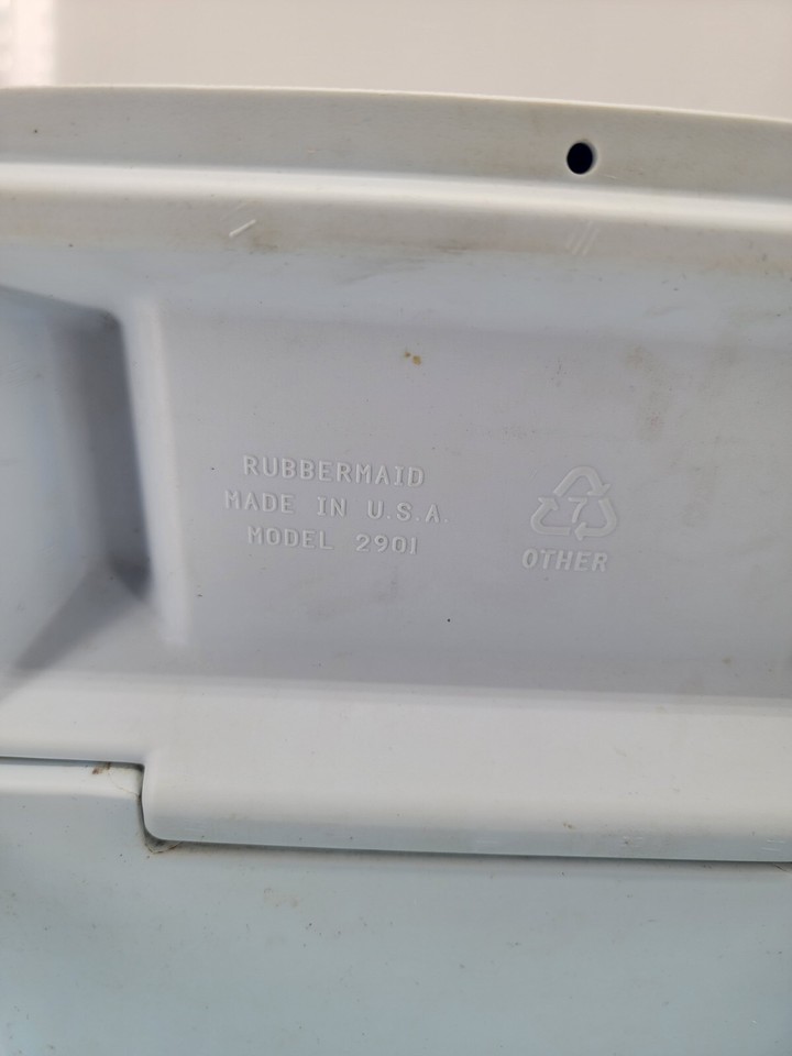 Vintage PINK Rubbermaid Mini Ice Chest Cooler Lunch Box 2901 3 Qt Holds ...