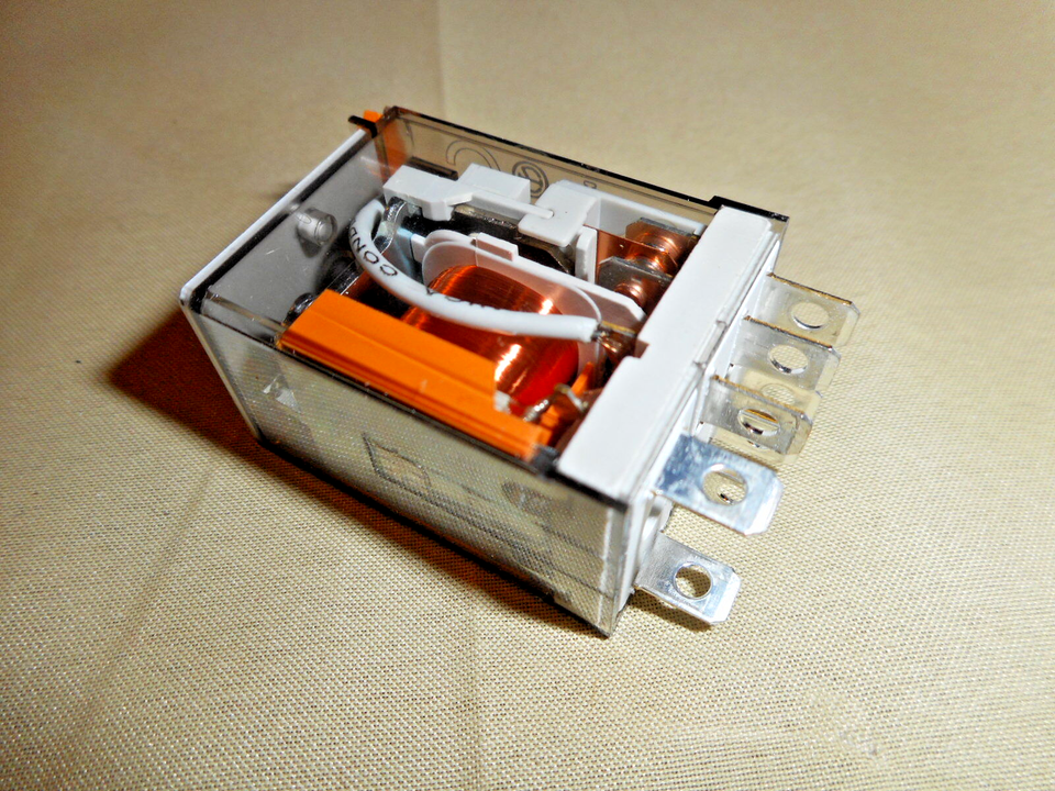 Finder Relay 56.32.8.120.0040 DPDT relay, 120VAC coil (NIB) | eBay