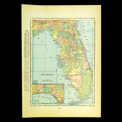 Maps, Atlases & Globes - Wall Map