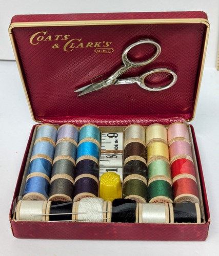 Vintage Coats & Clark's Sewing Hard Case Kit 30 Wood Thread Spools ...