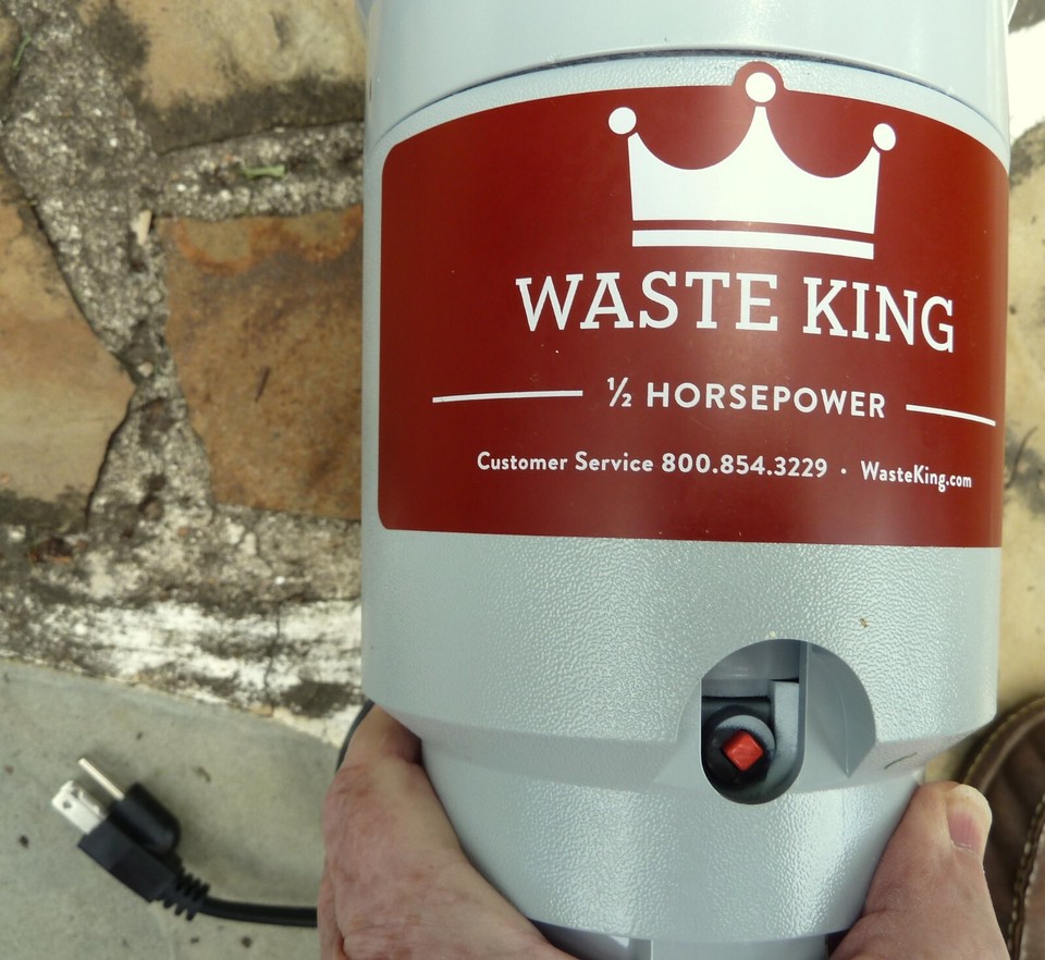 Waste King Garbage Disposal with Power Cord 1/2 HP 2600 L 1001 Works ...