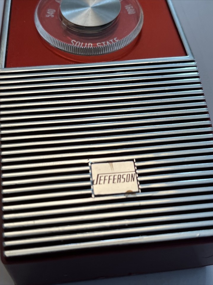 Vintage Jefferson Solid State Red Transistor Radio Model 606 W ...