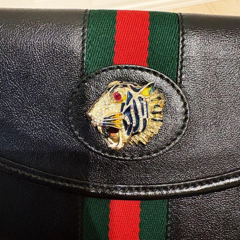 Gucci Raja Tiger Shoulder Bag Shell Cord Chain, Excellent Used ...