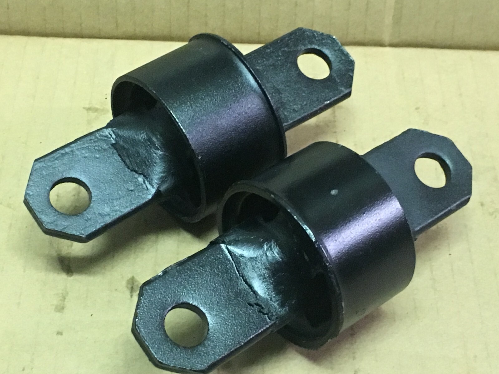 PAIR OF REAR AXLE TRAILING ARM FRONT BUSHES FOR FORD KUGA MK1 2008-2012 ...