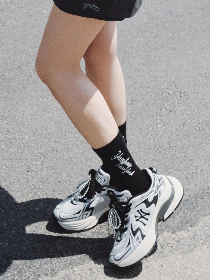 MLB Curve Runner New York Yankees Running Sneakers Shoes 3ARNSPL4N ...