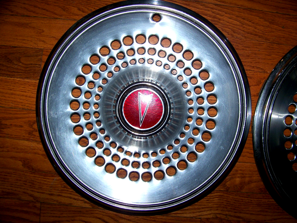 1977-78 Pontiac Bonneville Catalina Firebird Lemans 15 inch Hubcaps ...