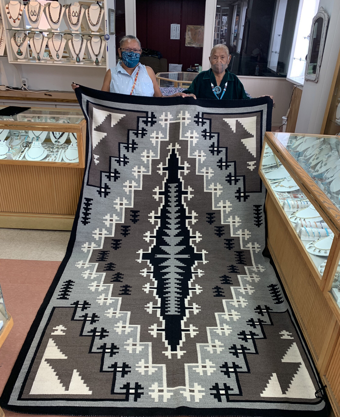 Antique Two Grey Hills Navajo Rugs | Bryont Blog