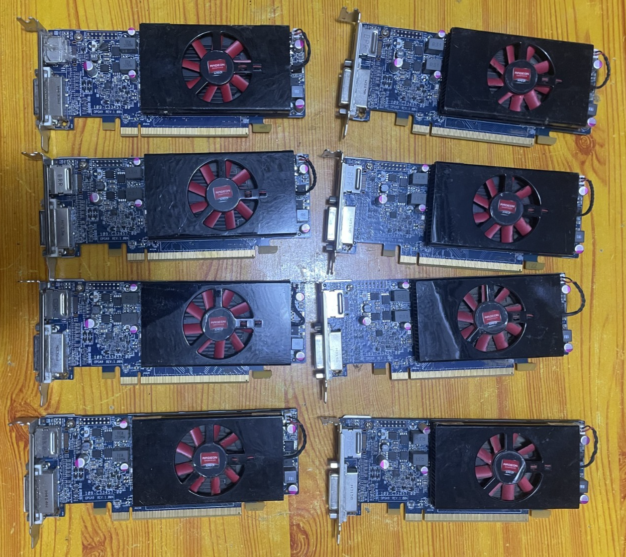 LOT OF 8 | AMD Radeon HD 7570 Graphics Card~ ATI-102-C33402(B) NJ0D3 ...