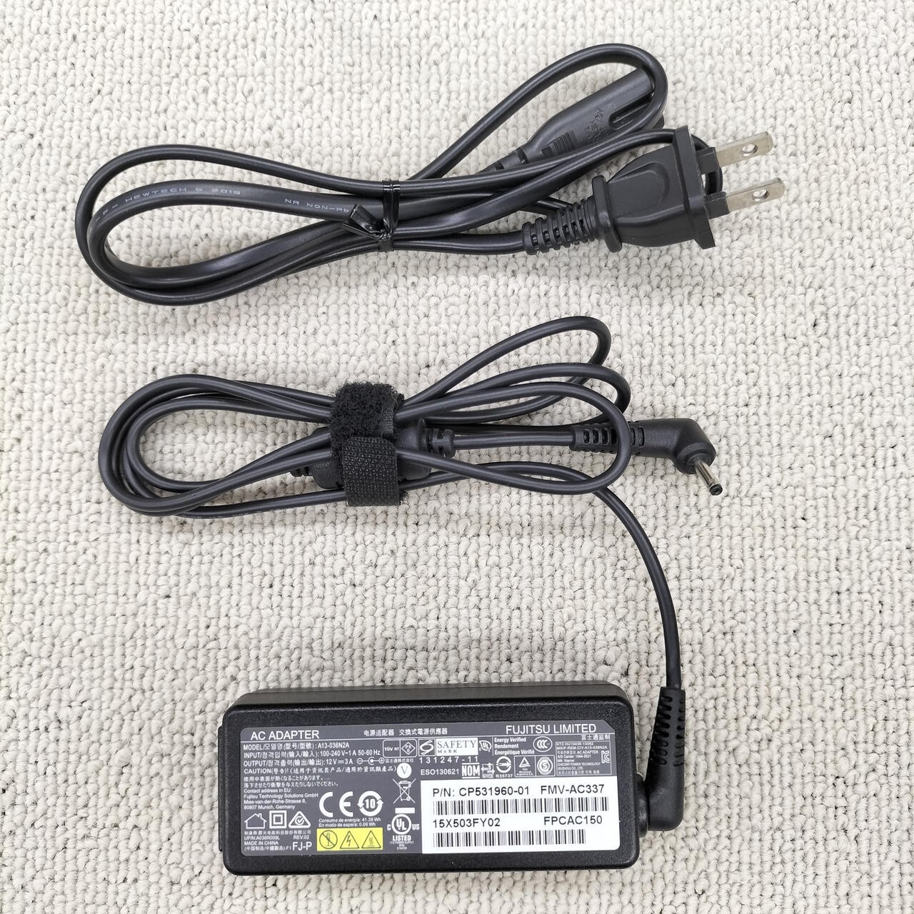 Fujitsu ARROWS TAB Q506 PC Tablet eMMC 64GB RAM 4GB 10.1 inch Windows ...