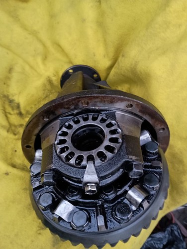 1996-02🇯🇵Toyota 4Runner🇯🇵Rear Differential Carrier 3.73 Ratio | eBay