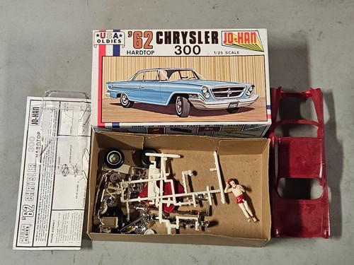 1/25 Johan 1962 Chrysler 300 Hardtop Model Kit MOPAR C-4062 READ PARTS ...