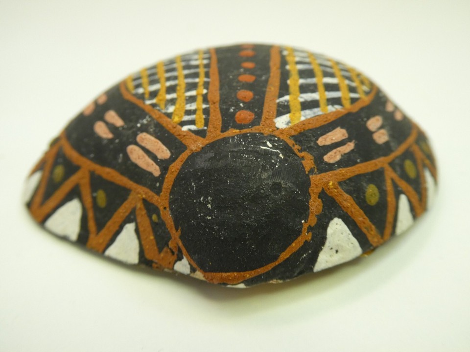 VINTAGE AUSTRALIAN HAND PAINTED ABORIGINAL ART SHELL BOWL SIGNED RHONDA ...