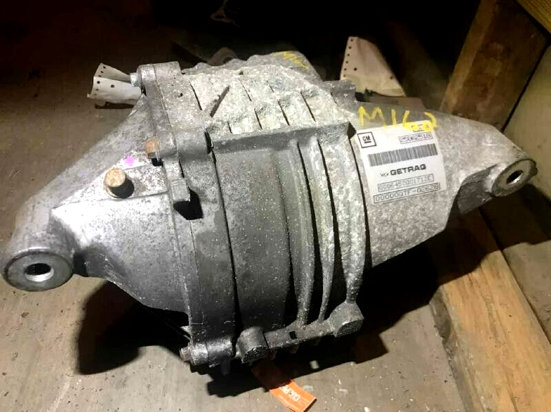 2005-2009 Cadillac SRX Rear Axle Differential Carrier 3.23 Ratio Opt ...