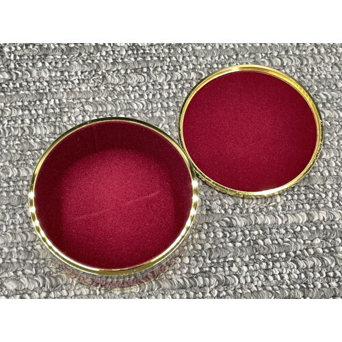 MIKIMOTO International Jewelry Box Lacquered Red × Gold limited From ...