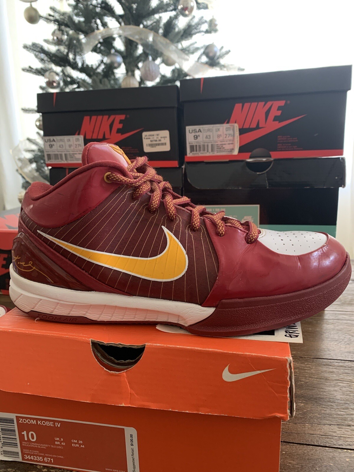 Kobe 4 Christmas