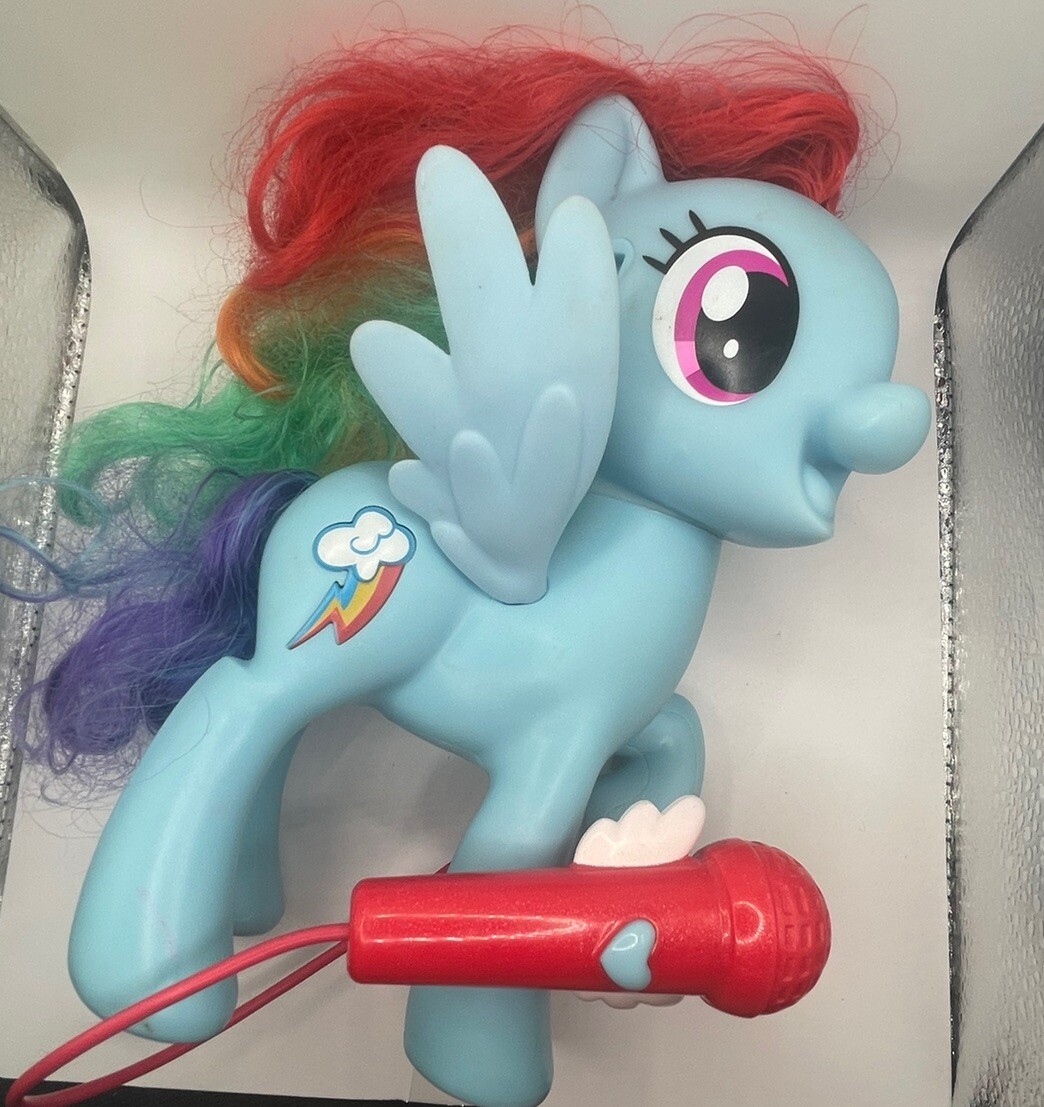 My Little Pony Singing Rainbow Dash Play & Sing Along W/Mic Karaoke ...
