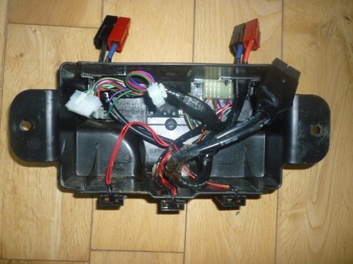 kymco midi xls scooter fuse box cover junction box with wiring genuine ...