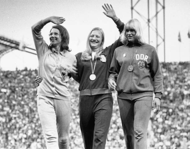 1972 Irish Olympic Pentathlon Gold Winner Mary Peters No 11 Old Photo ...