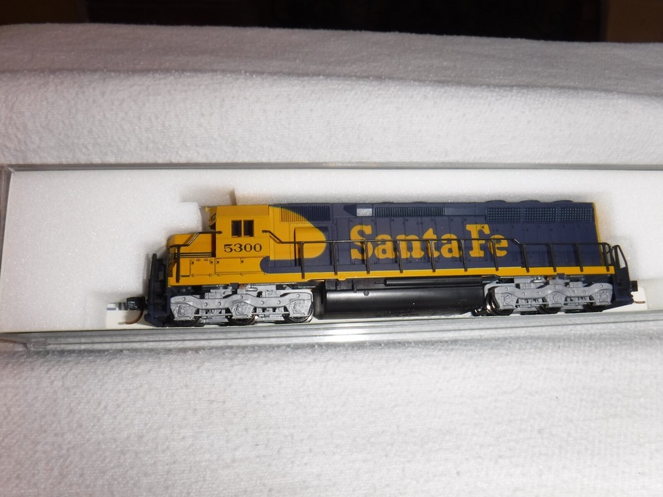 N Scale Kato EMD SD45, Santa Fe AT&SF #5300, 176-311, DC Version | eBay