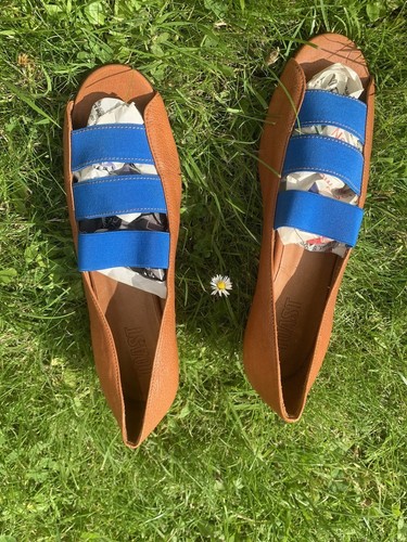 Beautiful Very Comfortable Toast Tan Leather Shoes with Blue Elastic ...