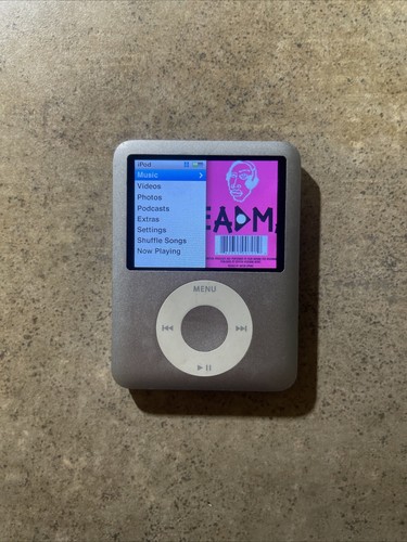 Apple iPod Nano 3rd Generation - 4GB Silver | eBay
