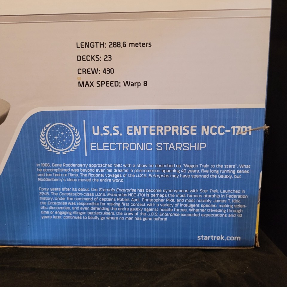 Star Trek TOS Legends USS Enterprise NCC-1701 Electronic Starship HD ...