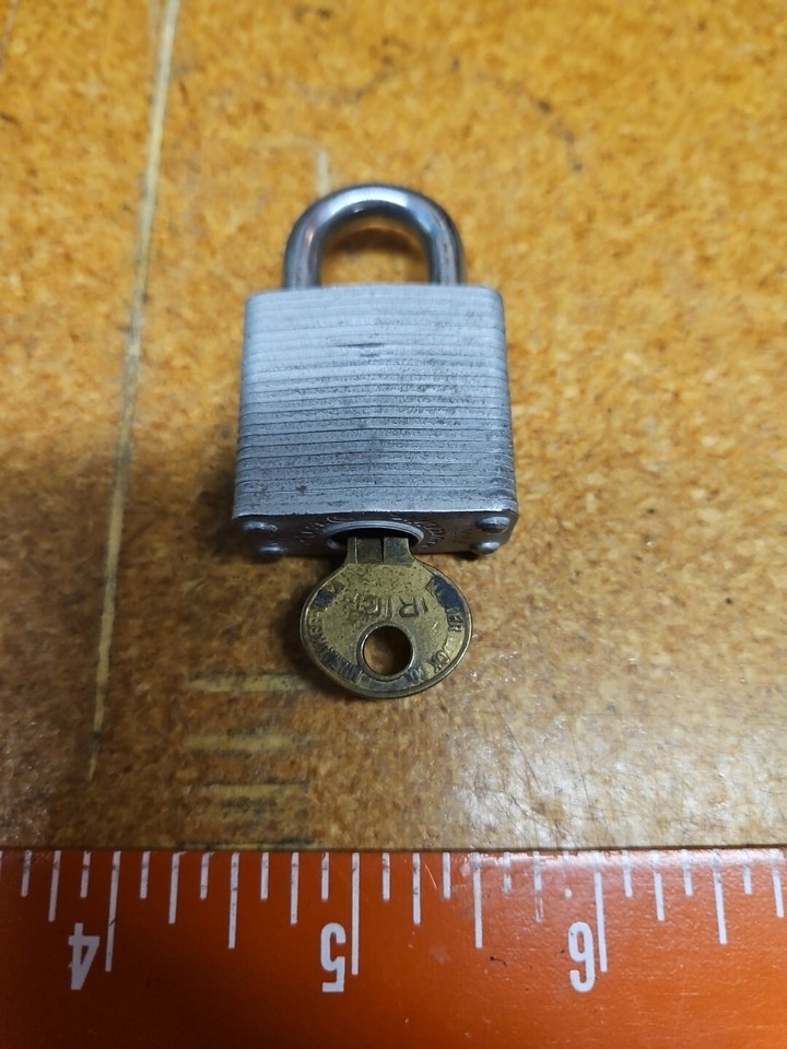 Vintage Master Lock Padlock No.7 With Key | eBay