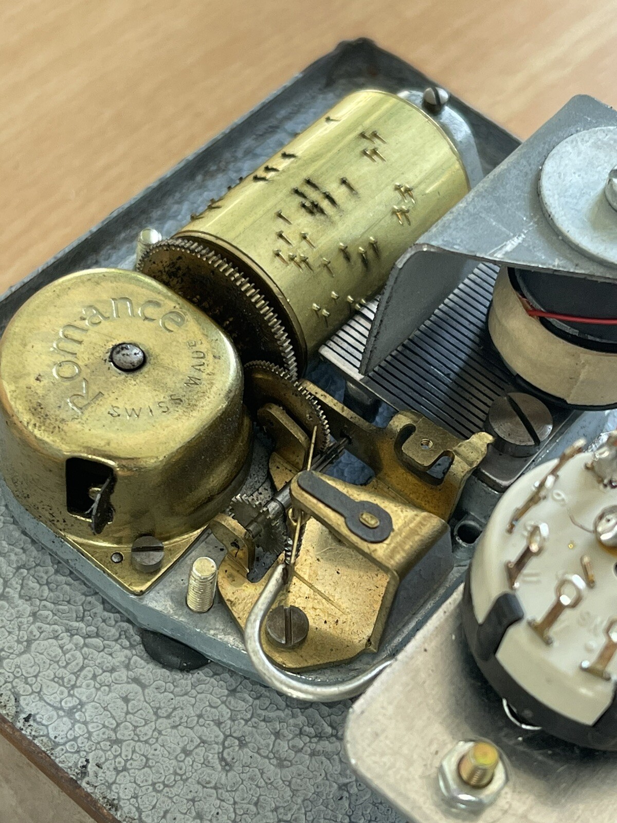 Harvin Pied Piper amplifier type A1 and music box chime - ice cream van ...