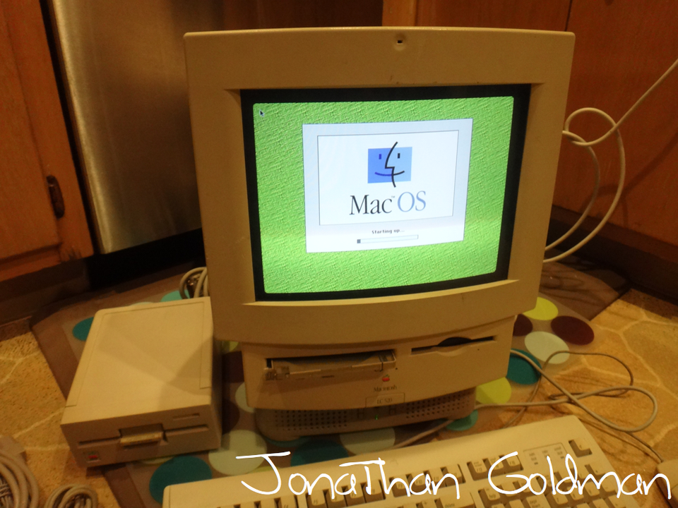 Apple Macintosh LC 520 Performa 500 36MB RAM 4GB HD with IIe card RARE ...