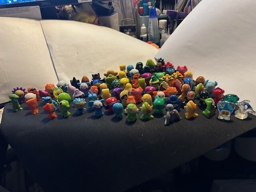 2009 Lot of 78 GoGo Crazy Bones Figurines With Collector Tin | eBay