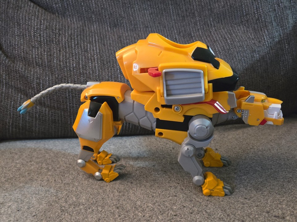 *YOU PICK* Netflix Playmates Voltron Legendary Defender Combiner Lions ...